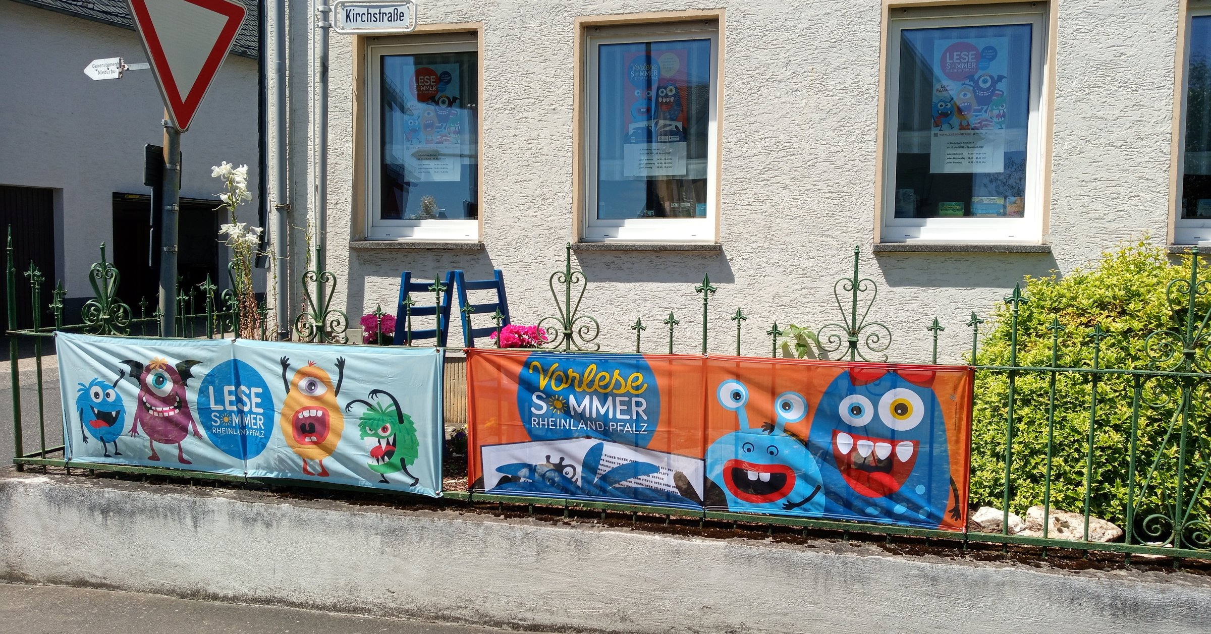 »Schön war es - Erfolgreicher Lese- und Vorlesesommer 2025 in Niederburg«